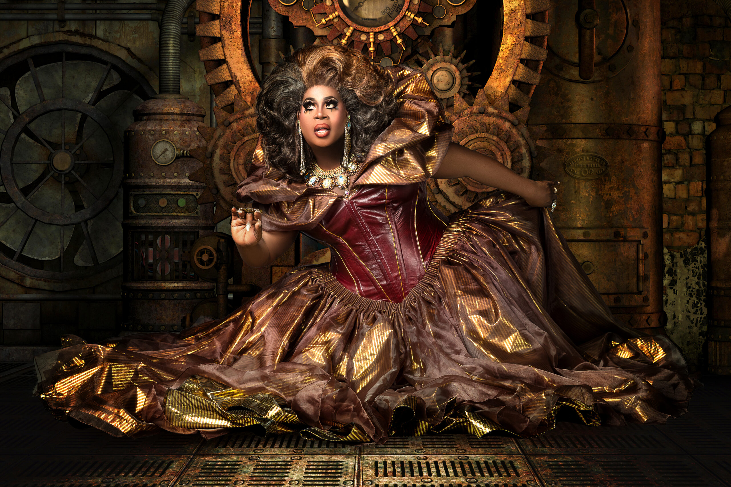 Latrice Royale – Large and In Charge, Chunky yet Funky!